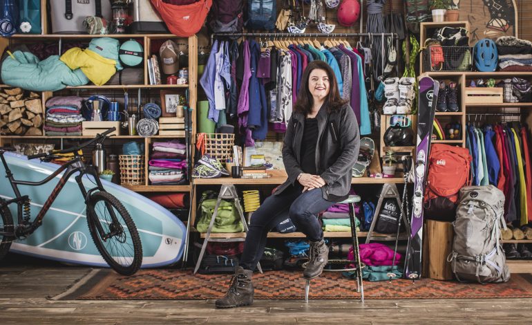 Susan Viscon: The Women Behind the Gear - Fin and Field Blog